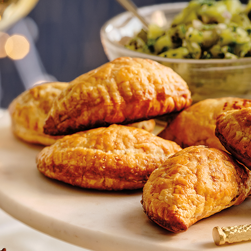 LAMB & WALNUT PUFFS SERVED WITH KIWI SALSA | BCLIQUOR